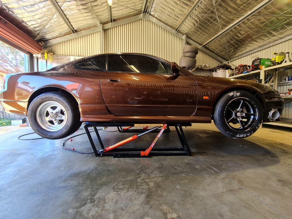 Quick Lift Portable Vehicle Hoist 2500 kg - 12 Volt only - DTM Trading