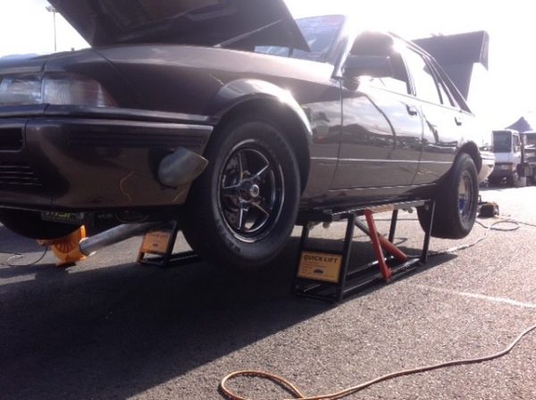 Quick Lift Portable Vehicle Hoist 2500 kg - DTM Trading