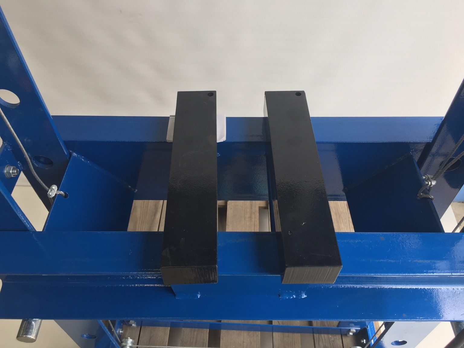 Air/Hydraulic Shop Press 50ton SP50AH - DTM Trading