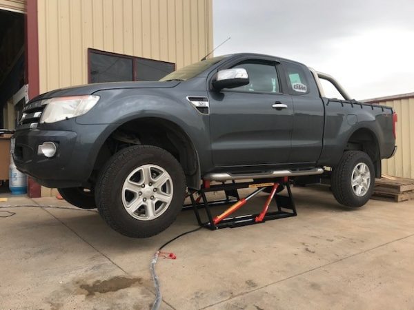 Quick lift portable vehicle hoist 3500 kg WorkSafe Approved - DTM Trading