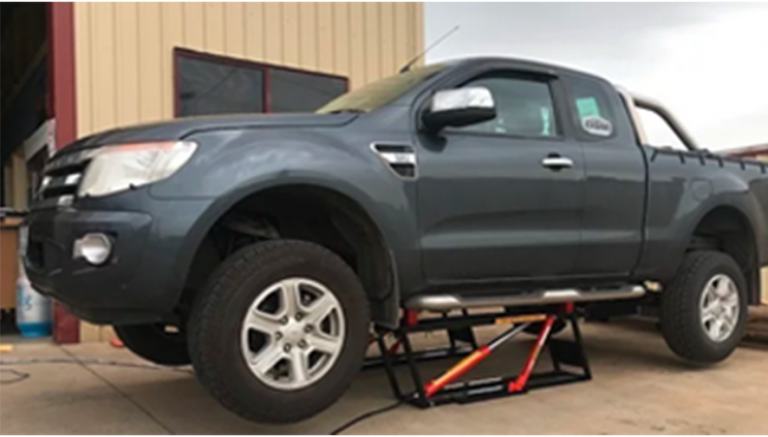 Quick Lift Portable Vehicle Hoist 3500 kg - DTM Trading